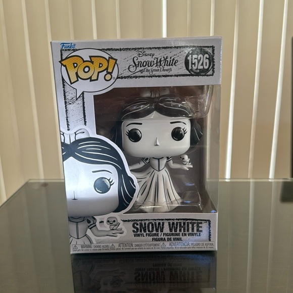 Other | Snow White Sketch Funko Pop 1526 | Poshmark